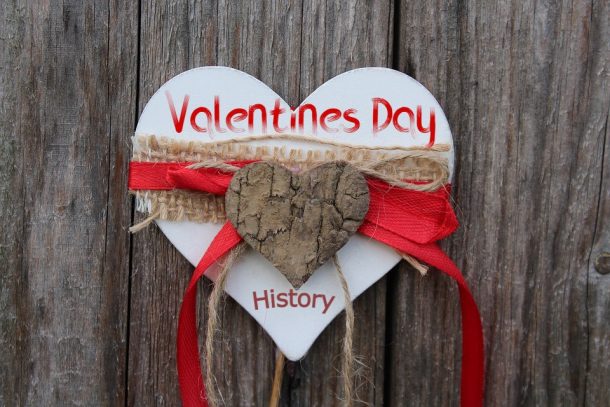 Valentines Day History: How it Became a Day of Love & Romance